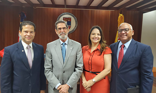 Guzmán Ariza pone a circular obra que resume la jurisprudencia civil ...